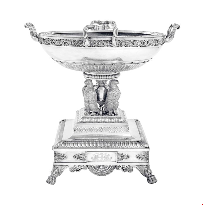 A GEORGE III SILVER CENTREPIECE, MARK OF ROBERT GARRARD, LONDON, 1807 ...
