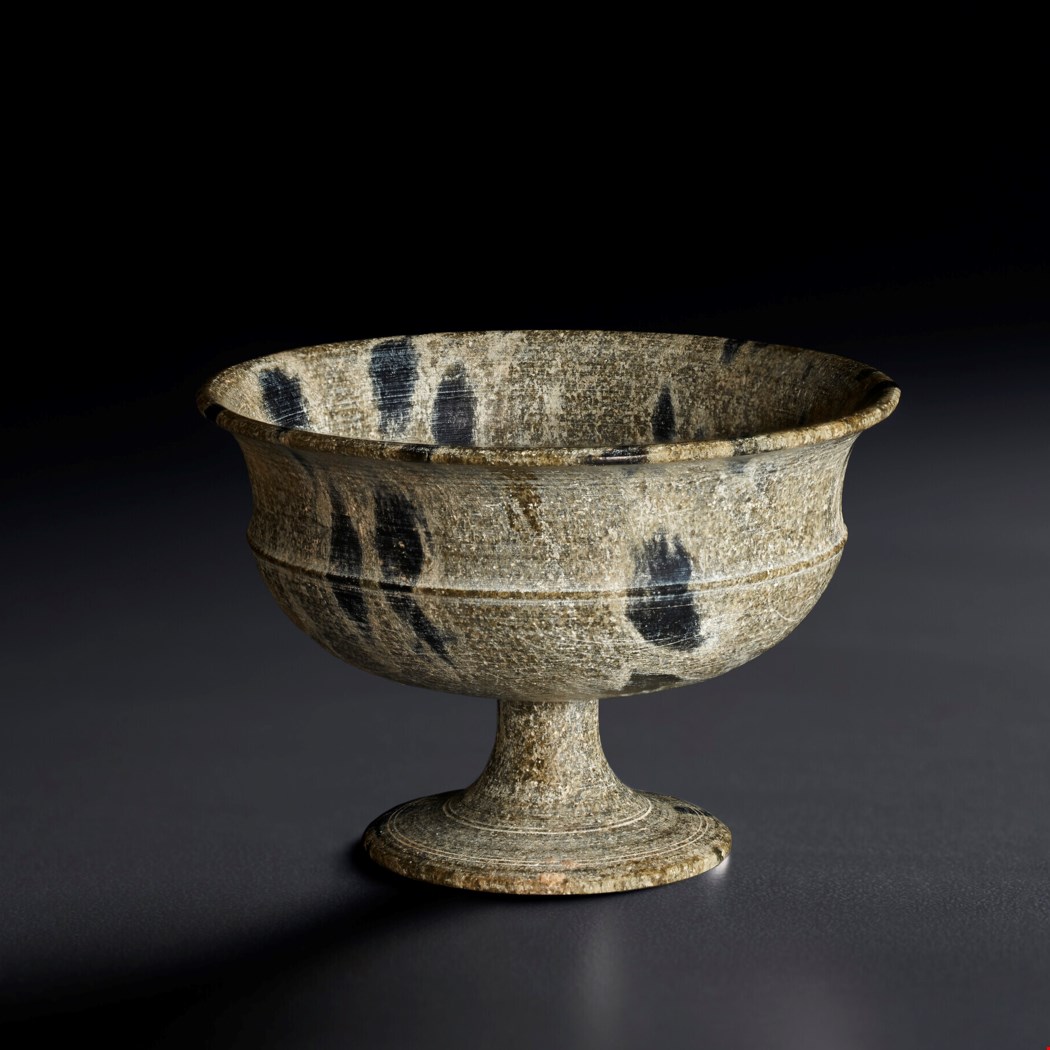 A STEATITE STEM CUP, TANG DYNASTY (AD 618-907) | Christie's