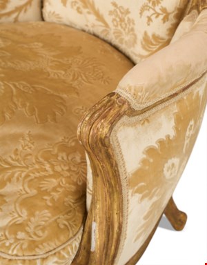 A PAIR OF LOUIS XV GILTWOOD BERGERES, MID-18TH CENTURY | Christie's